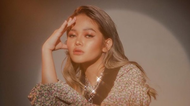 Look Janine Berdin Stuns In New Photoshoot Celebrates 1 Million