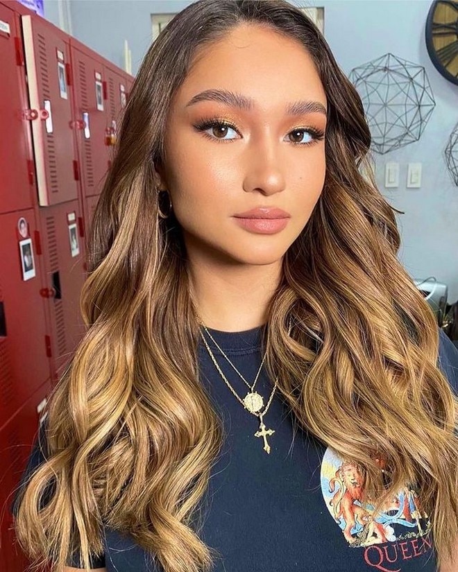 Ina Raymundo’s daughter Erika Poturnak turns up the heat all year round ...