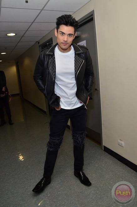 Xian Lim Proves That Hes Multitalented In His Second Concert Push