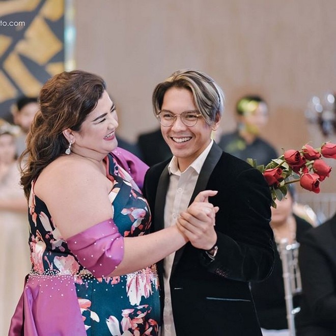 Instastalker Nadia Montenegro Is A Debutant At 46 Pushcomph Your Ultimate Showbiz Hub